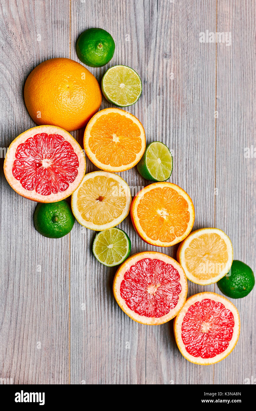 Citrus fruits slice hi-res stock photography and images - Alamy