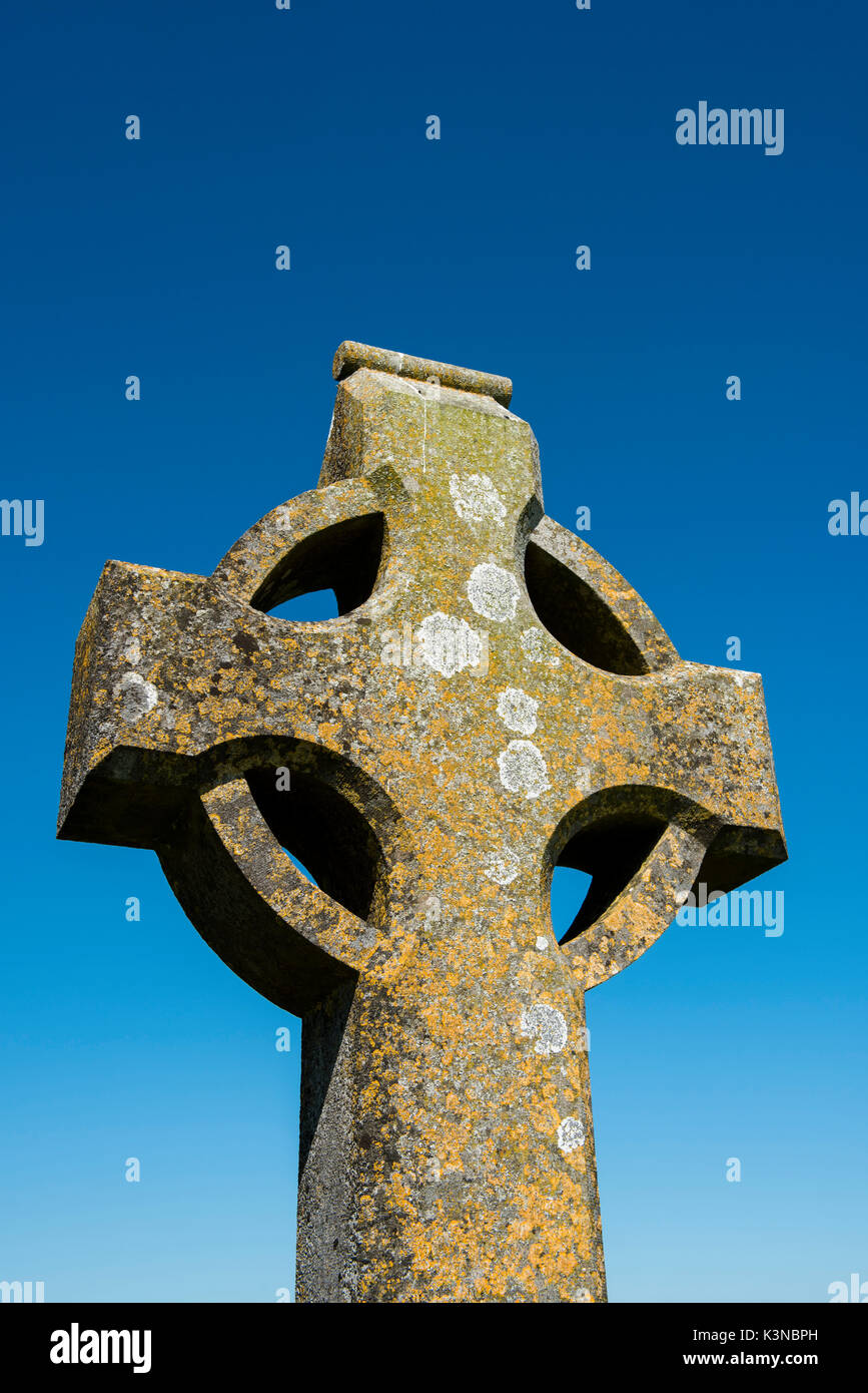 Celtic irish cross memorial in hi-res stock photography and images - Alamy