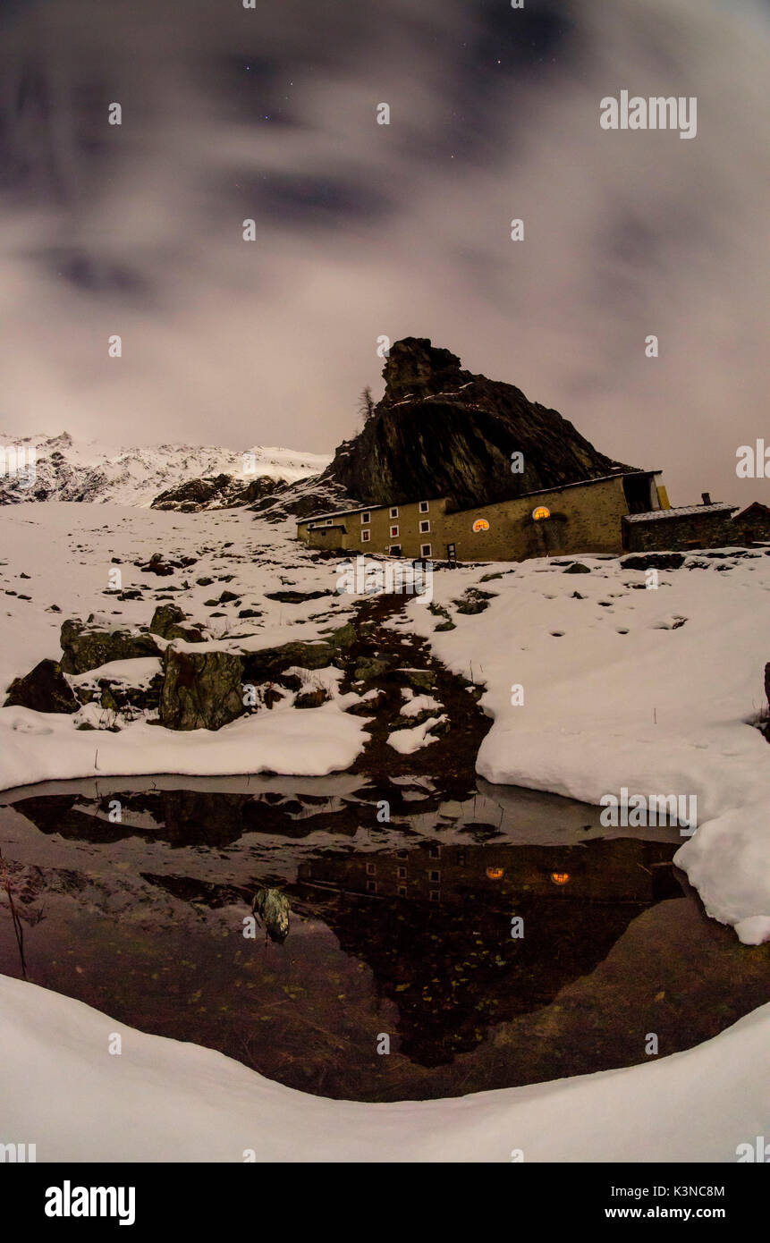 Stars seen in night hi-res stock photography and images - Alamy