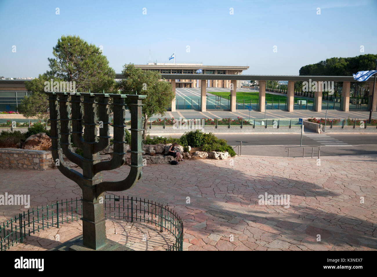 The israeli knesset (parliament) hi-res stock photography and images ...