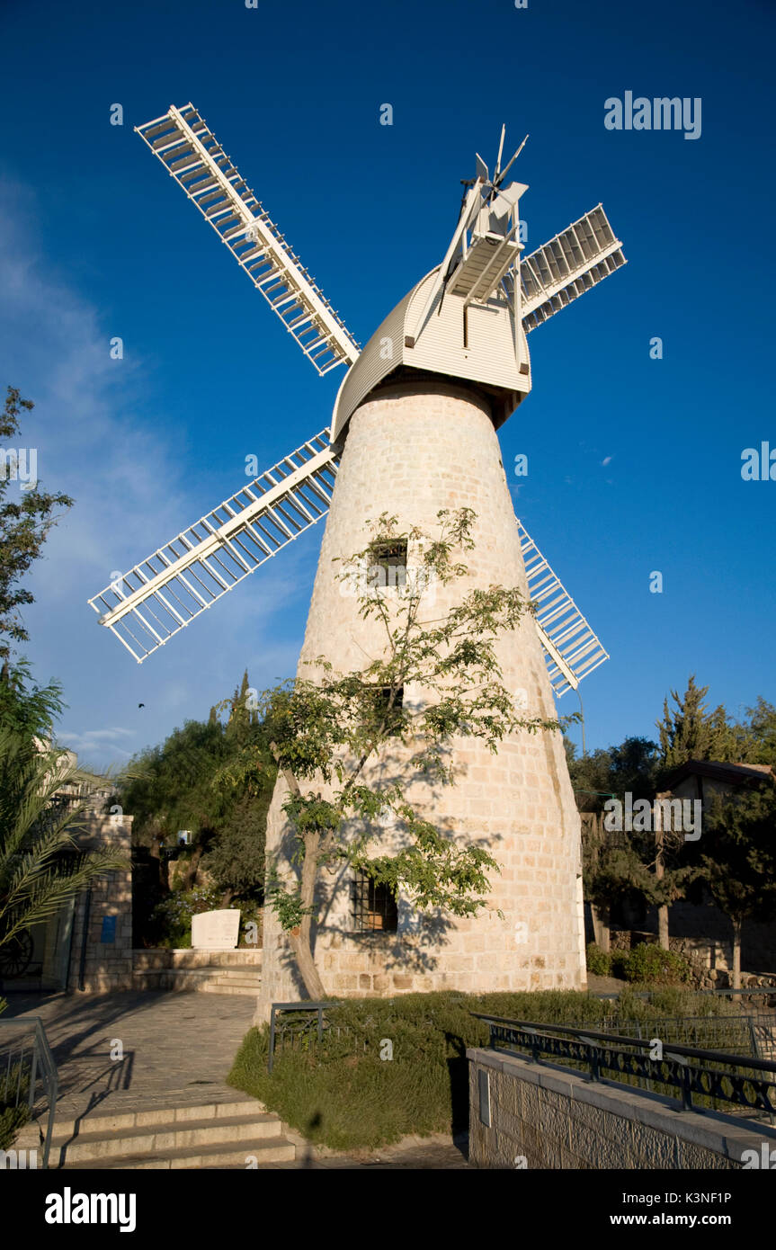 Middle eastern neighborhood hi-res stock photography and images - Alamy