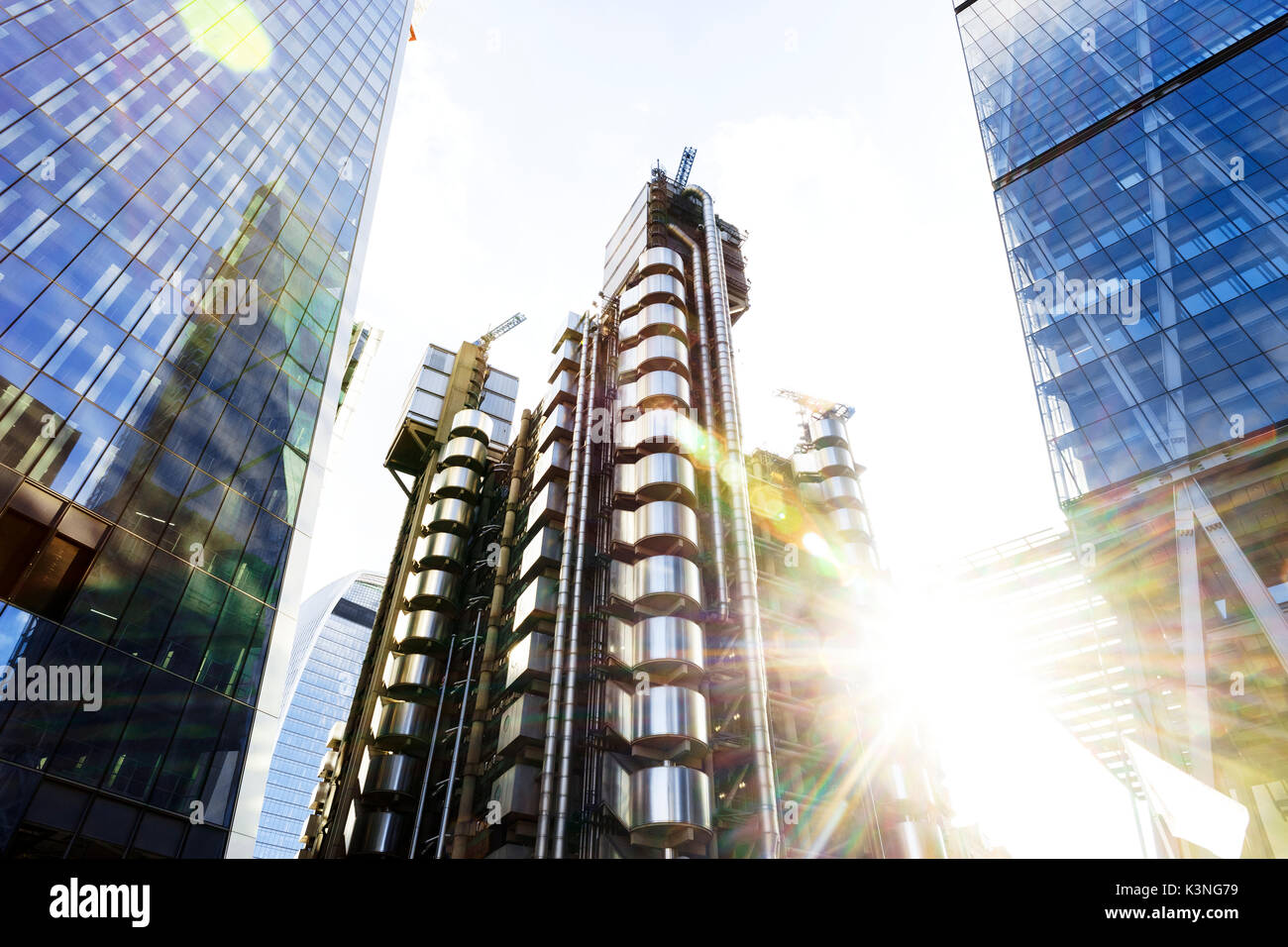 London city low angle hi-res stock photography and images - Alamy