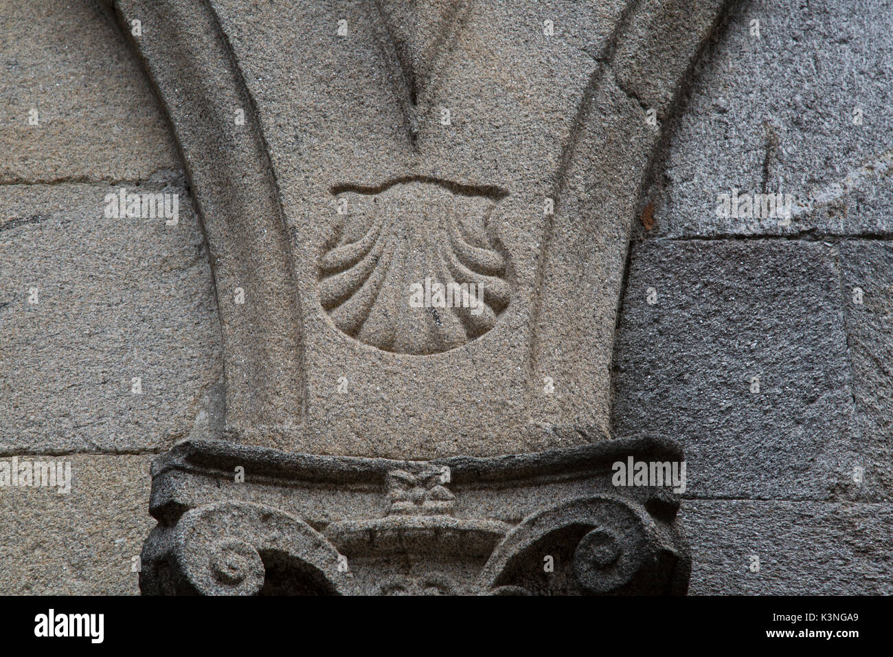 St James Way Shell Symbol on Building Facade, Tras Salome Street ...