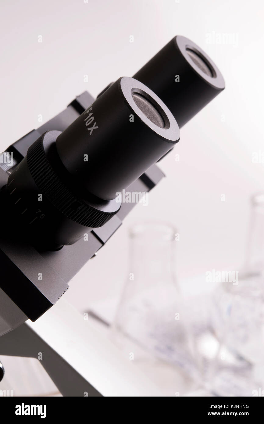 Microbiology lab hi-res stock photography and images - Alamy