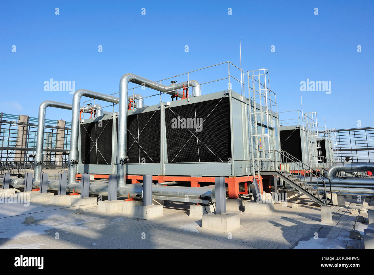 Sets of cooling towers in data center building Stock Photo - Alamy
