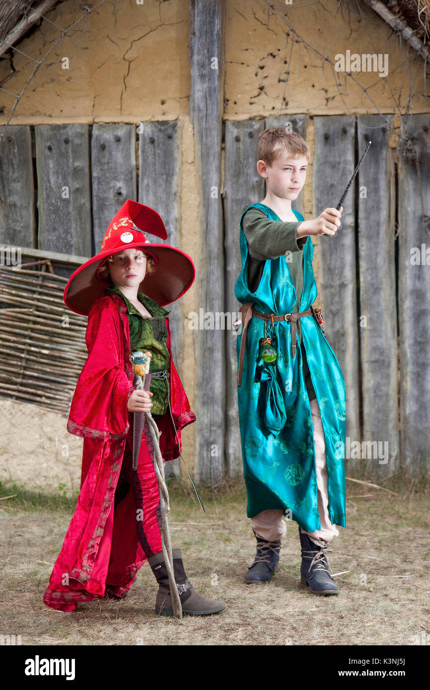 Anglo saxon children hi-res stock photography and images - Alamy