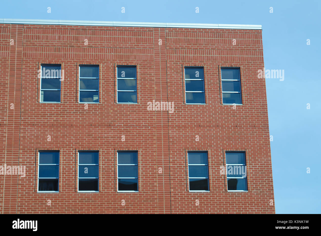 Red brick blue glass office hi-res stock photography and images - Alamy