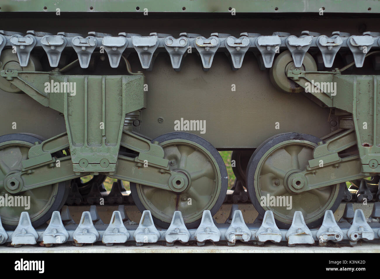 Caterpillar tank close up weapon hi-res stock photography and images ...