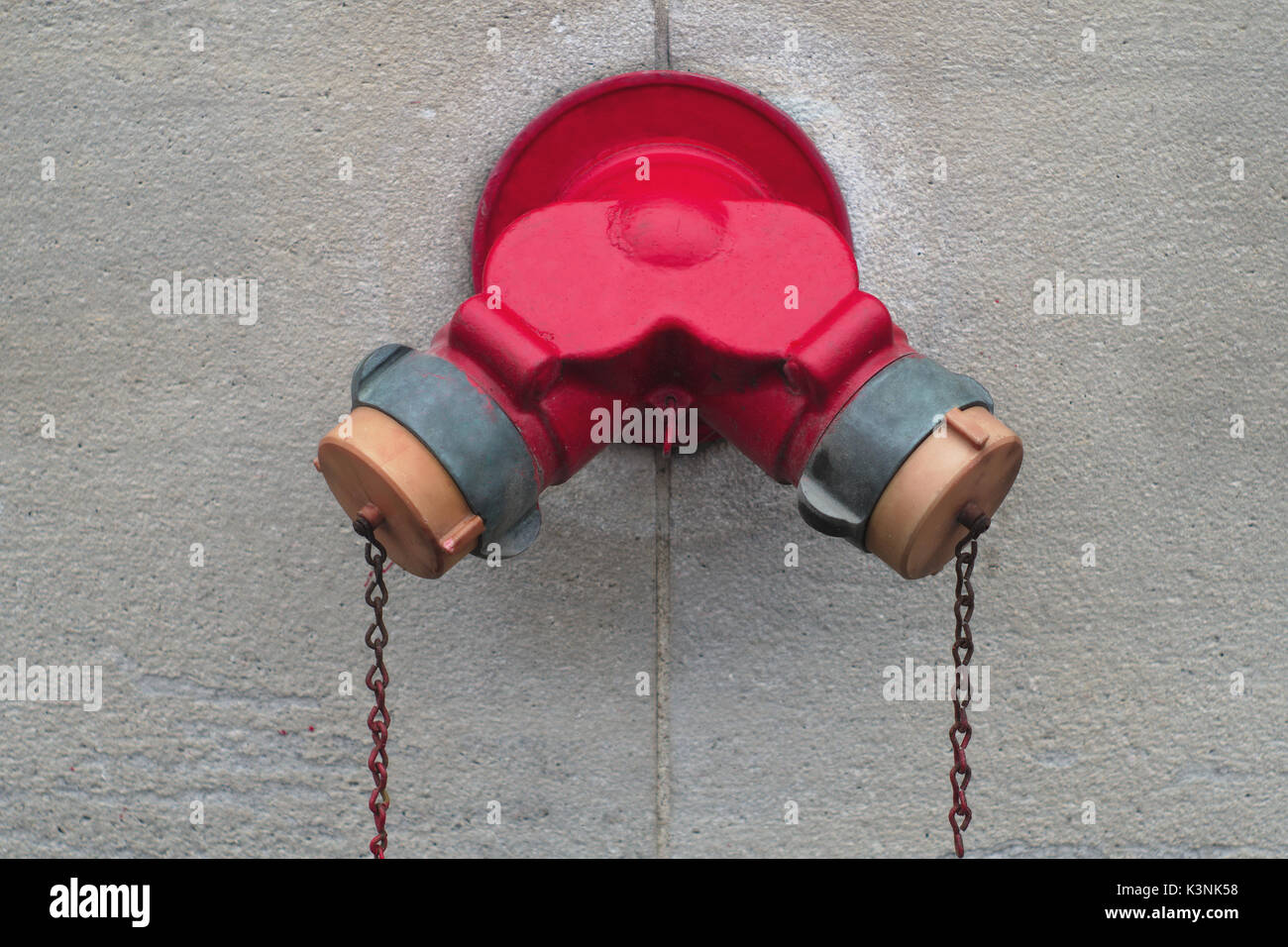 Wall hydrant connection hi-res stock photography and images - Alamy