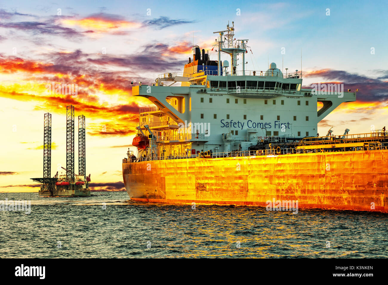 Oil tanker sunset hi-res stock photography and images - Alamy