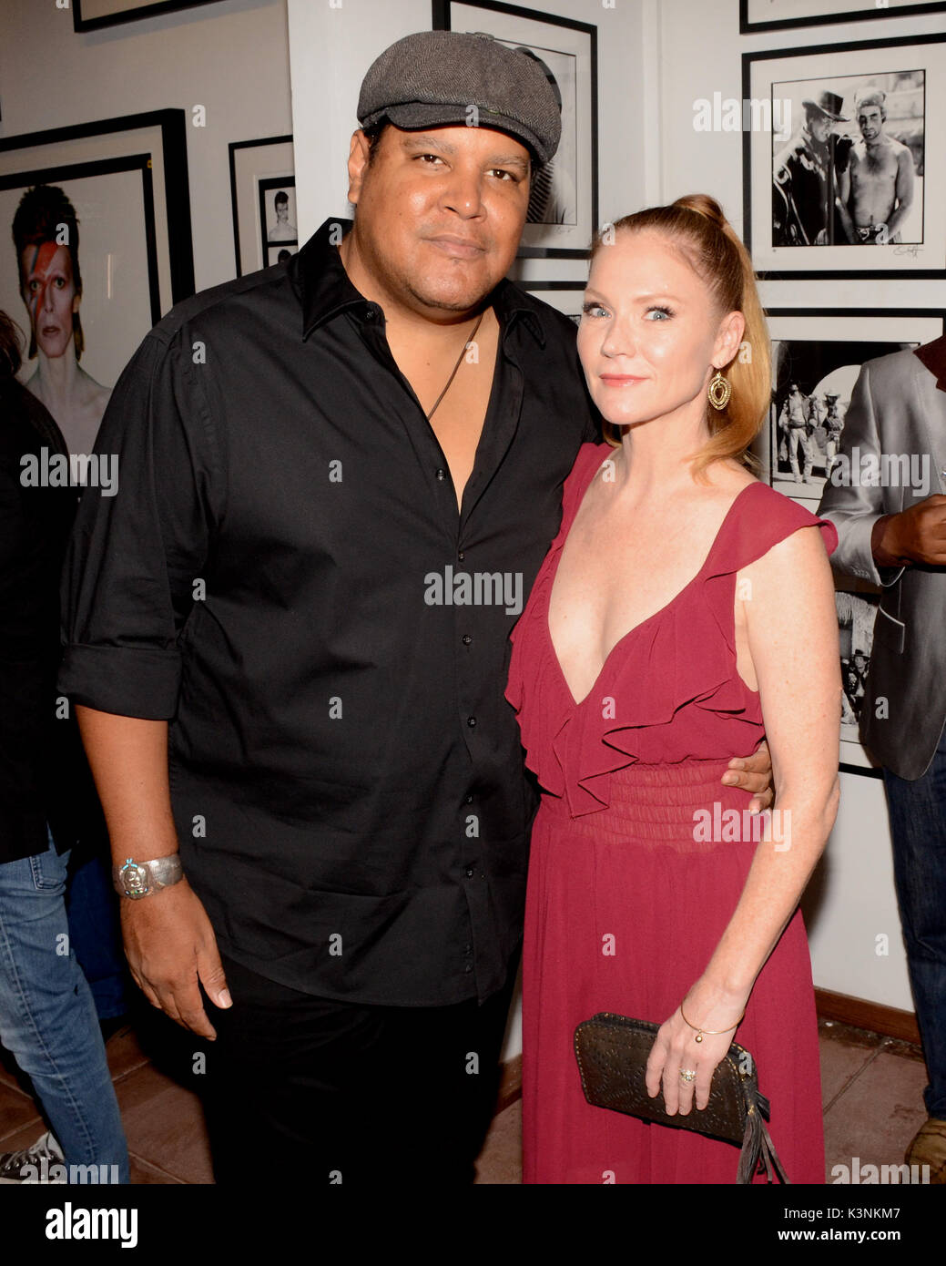 (L-R) Singer/Songwriter Chris Pierce actress Tara Buck attends VIP ...