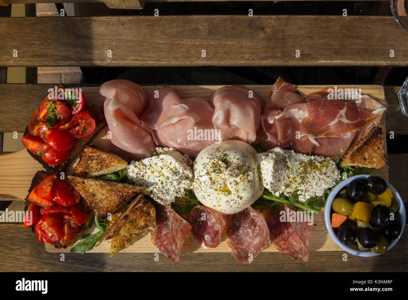 Italian meats and cheeses hi-res stock photography and images - Alamy