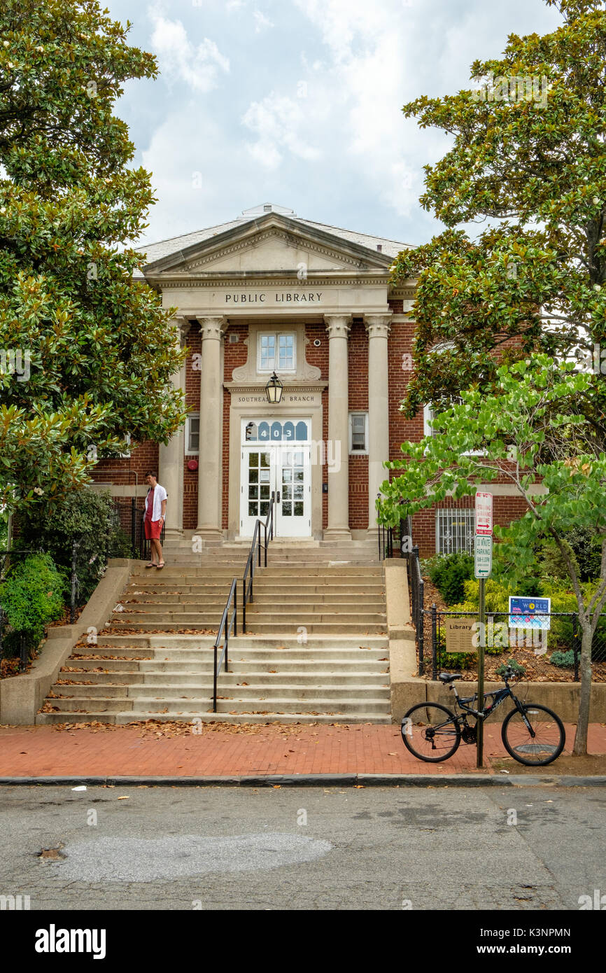 Carnegie hill hi-res stock photography and images - Alamy