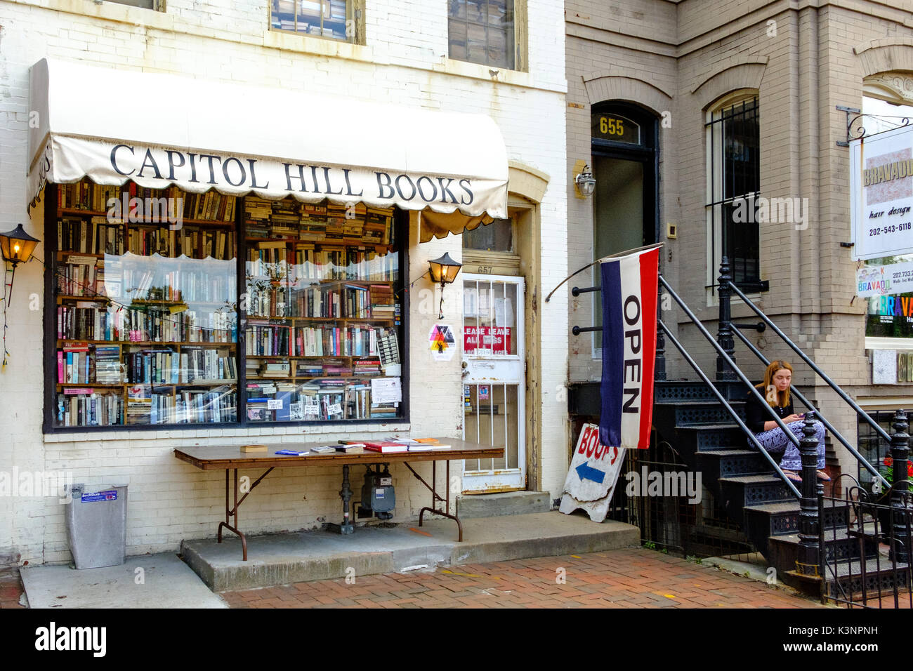 Books open doors hi-res stock photography and images - Alamy