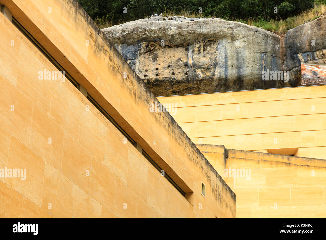 The Musee National de Préhistoire, Les Eyzies-de-Tayac-Sireuil, France ...