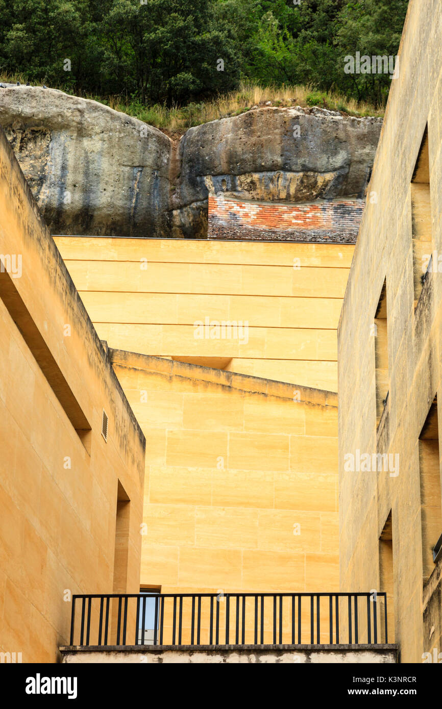 The Musee National de Préhistoire, Les Eyzies-de-Tayac-Sireuil, France ...