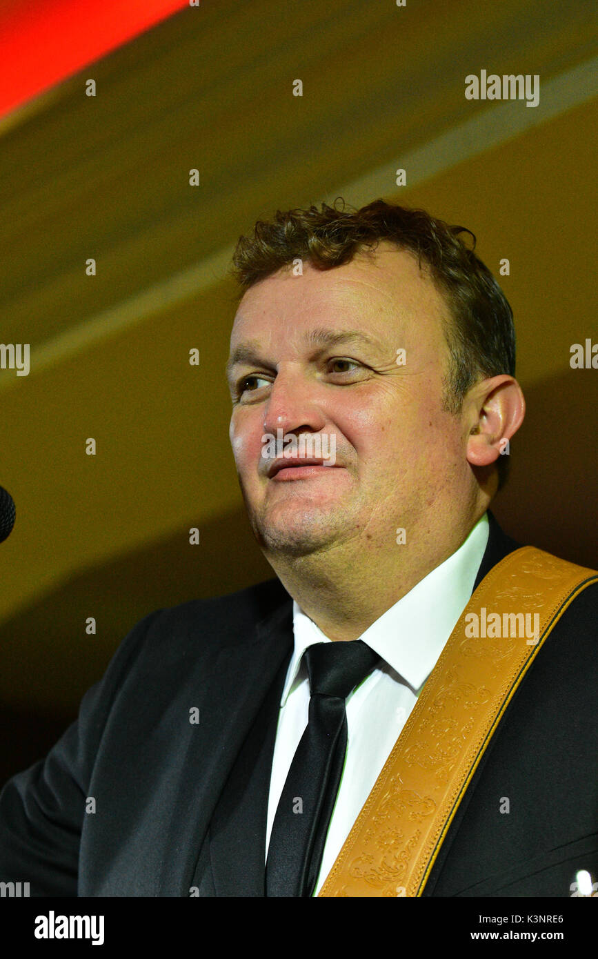 Worldwide acclaimed Country and Irish Music star Jimmy Buckley live on ...