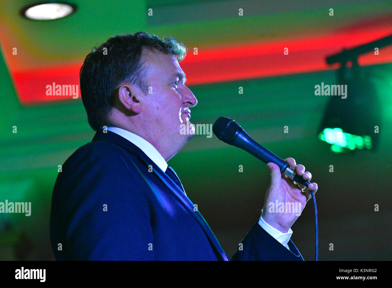 Worldwide acclaimed Country and Irish Music star Jimmy Buckley live on ...