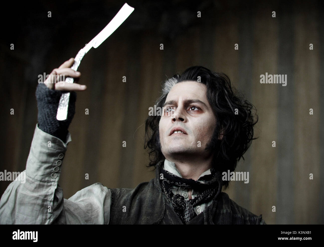 Cut throat razors hi-res stock photography and images - Alamy