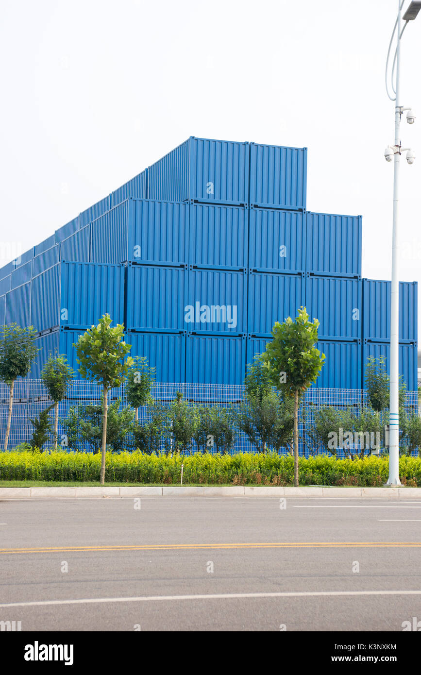 Stacking cargo hi-res stock photography and images - Alamy