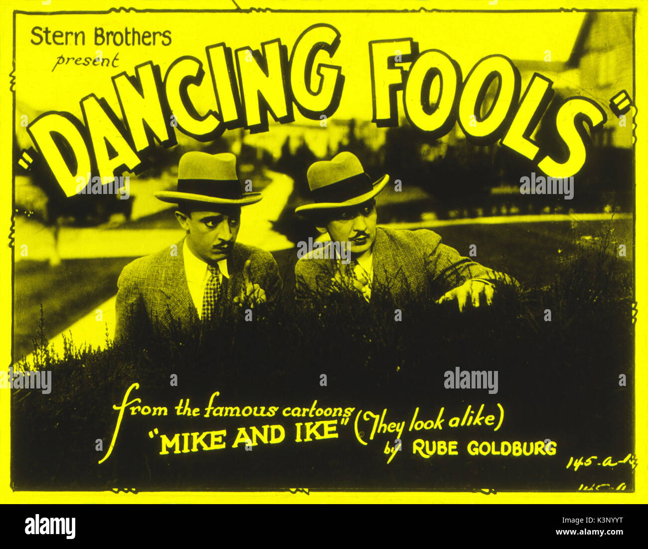 Dancing posters hi-res stock photography and images - Alamy