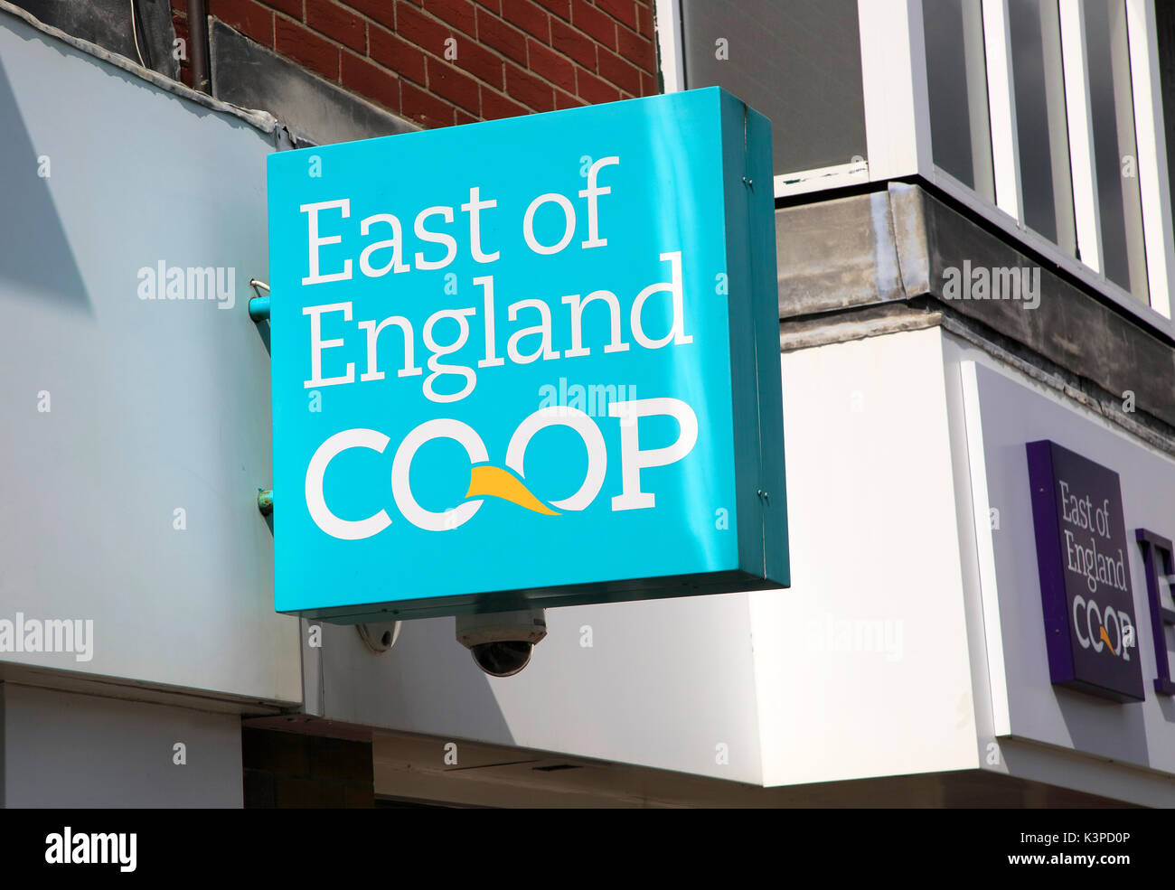 Co op shop sign hi-res stock photography and images - Alamy