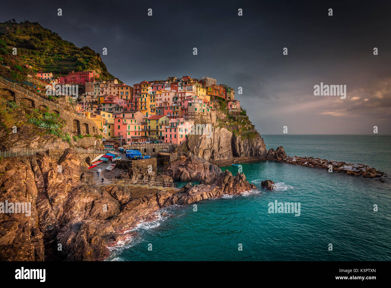 Liguria seaside hi-res stock photography and images - Alamy