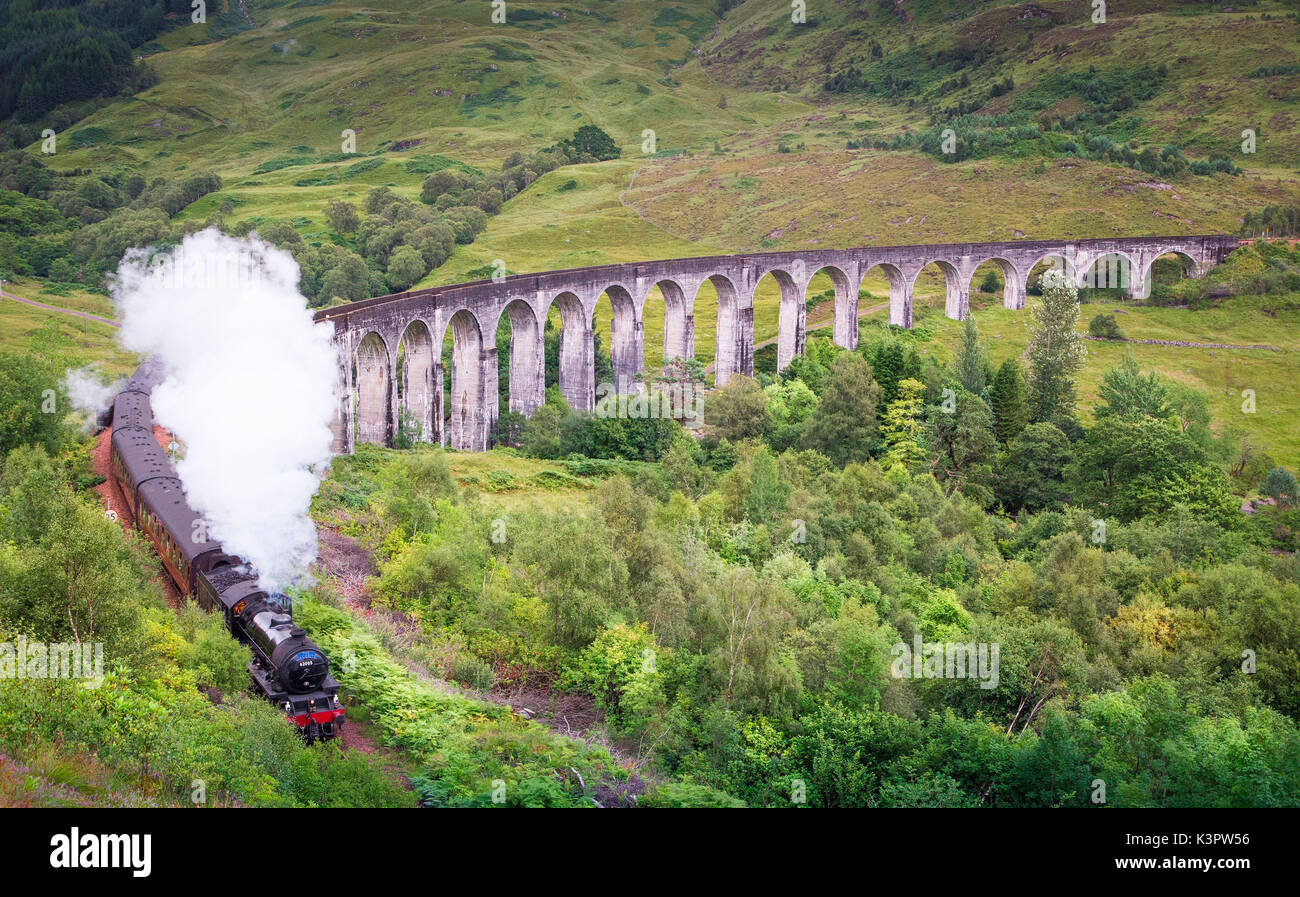 Train scotland highlands scotland steam hi-res stock photography and ...