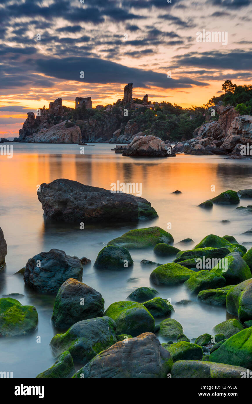 Kalura beach sicily hi-res stock photography and images - Alamy