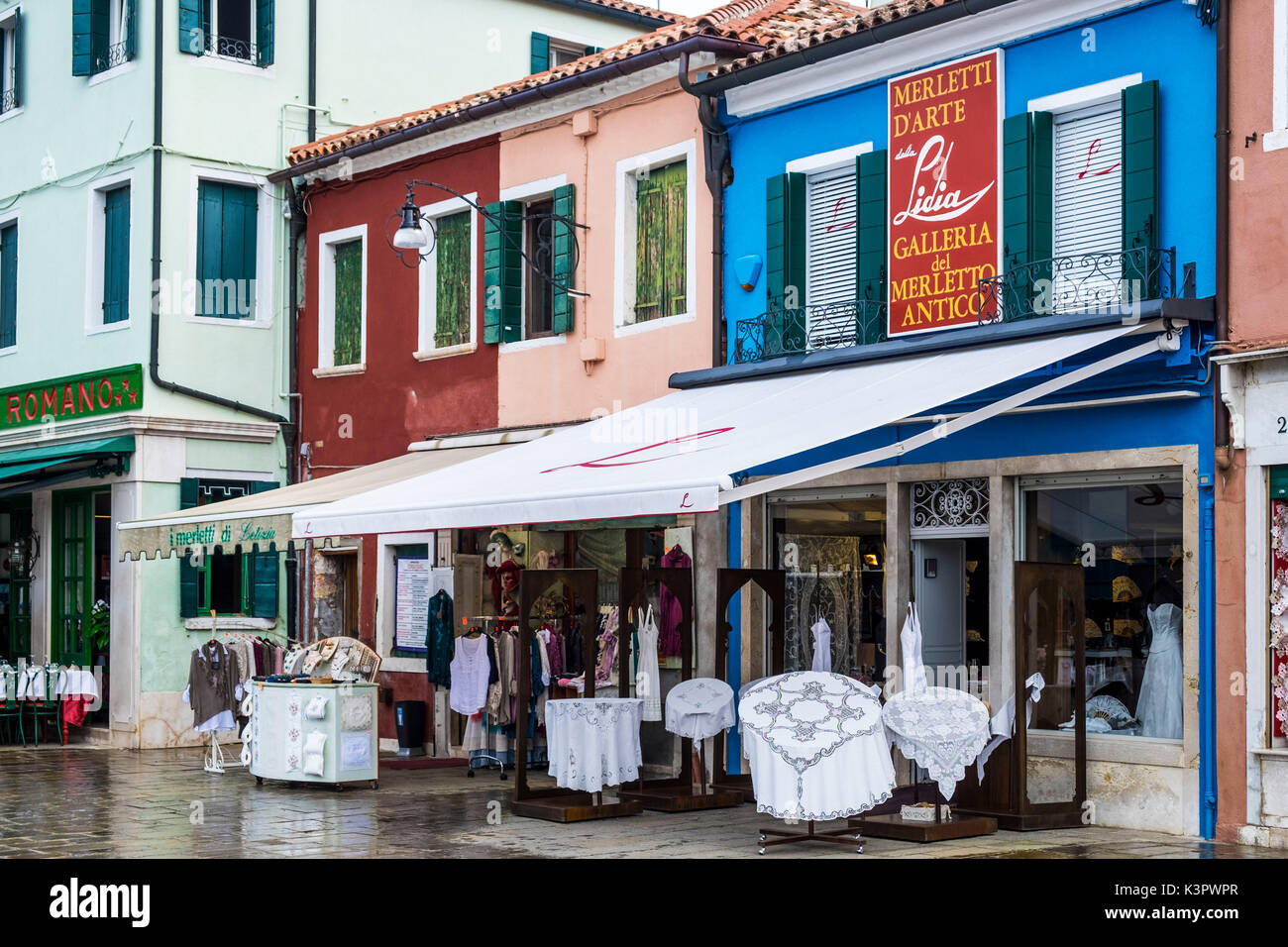 Burano lace hi-res stock photography and images - Alamy