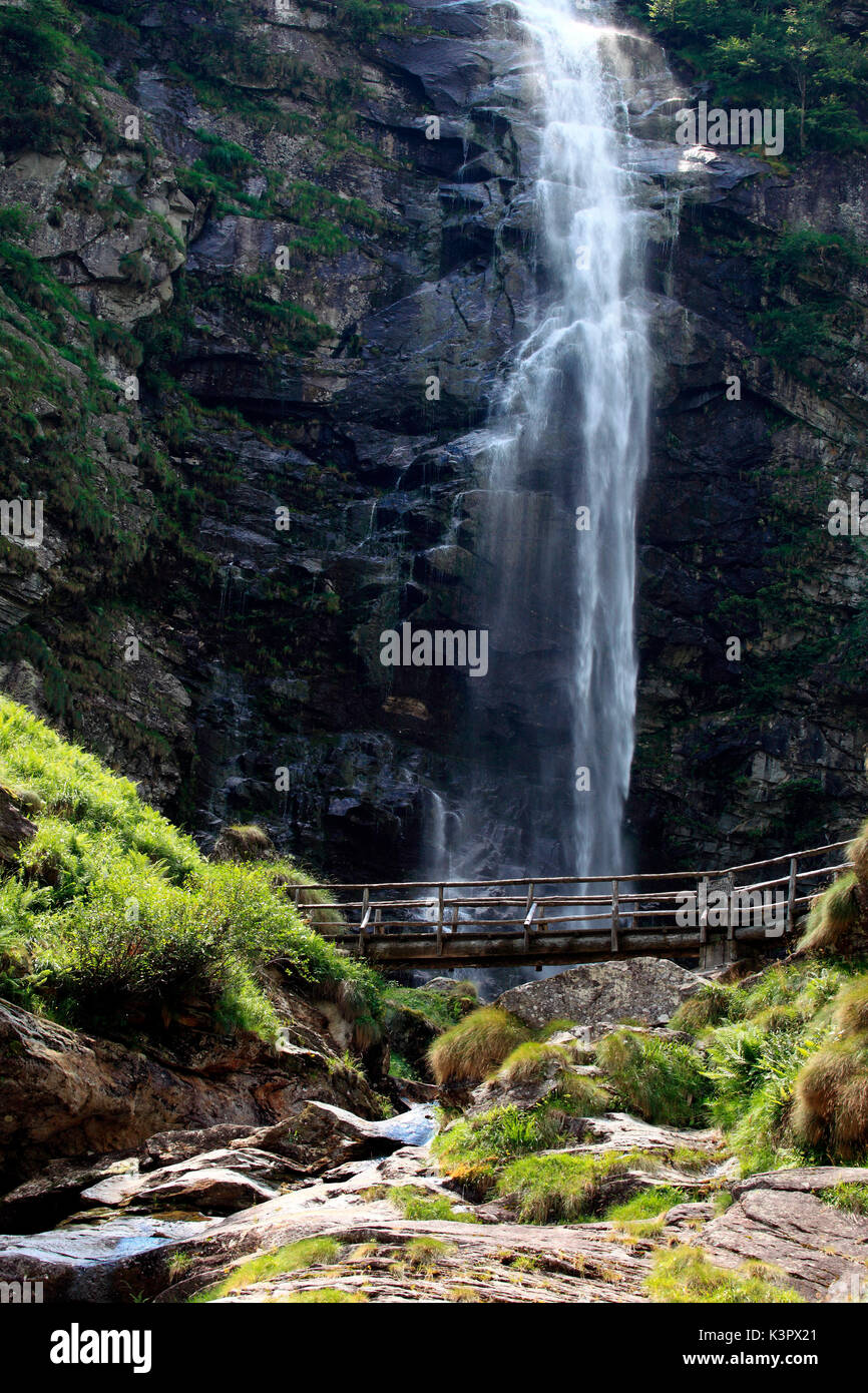 Froda waterfall in Sonogno, Val Verzasca, Ticino, Switzerland Stock ...