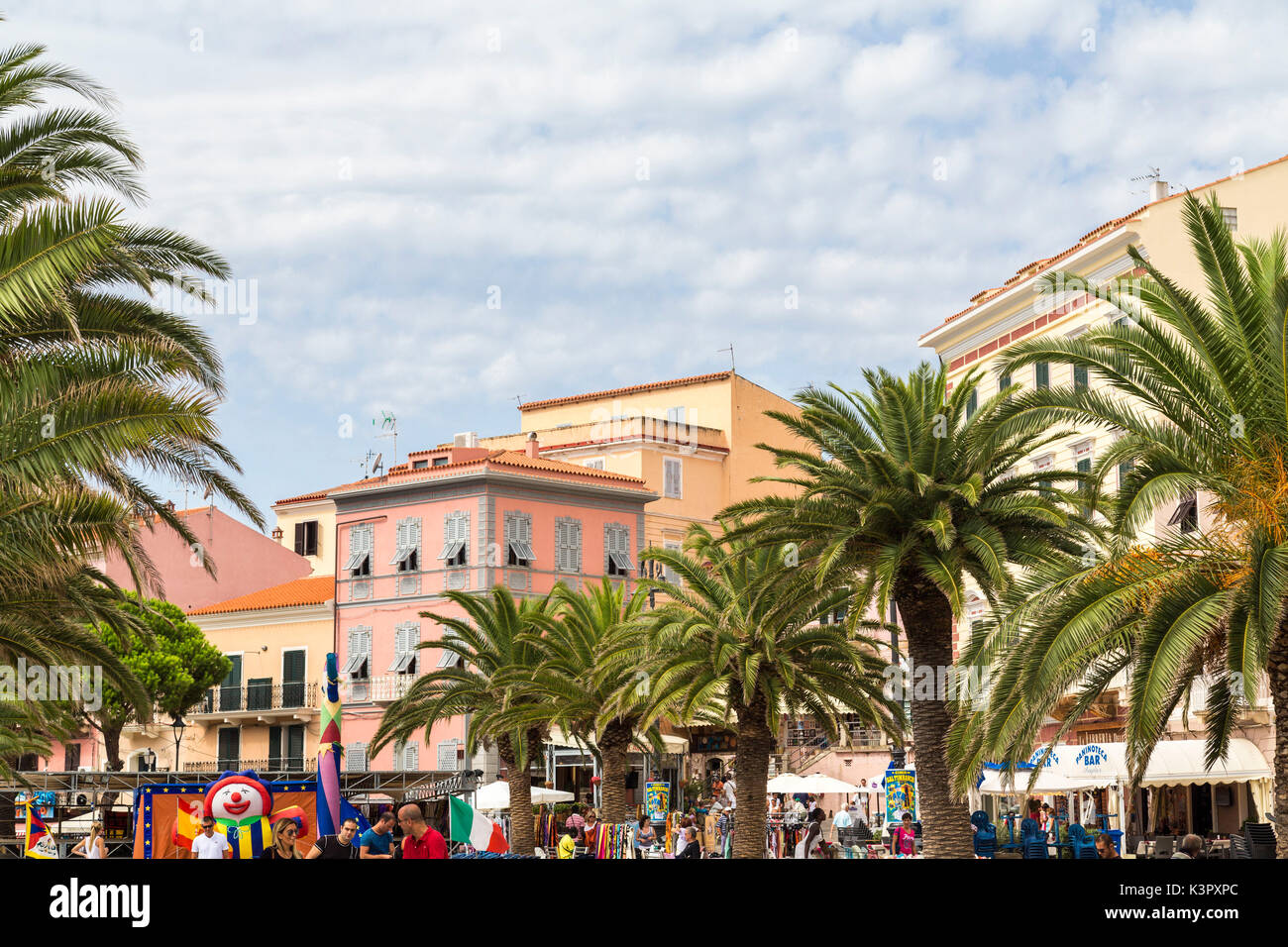 The historic center and the typical architecture of Caprera La ...