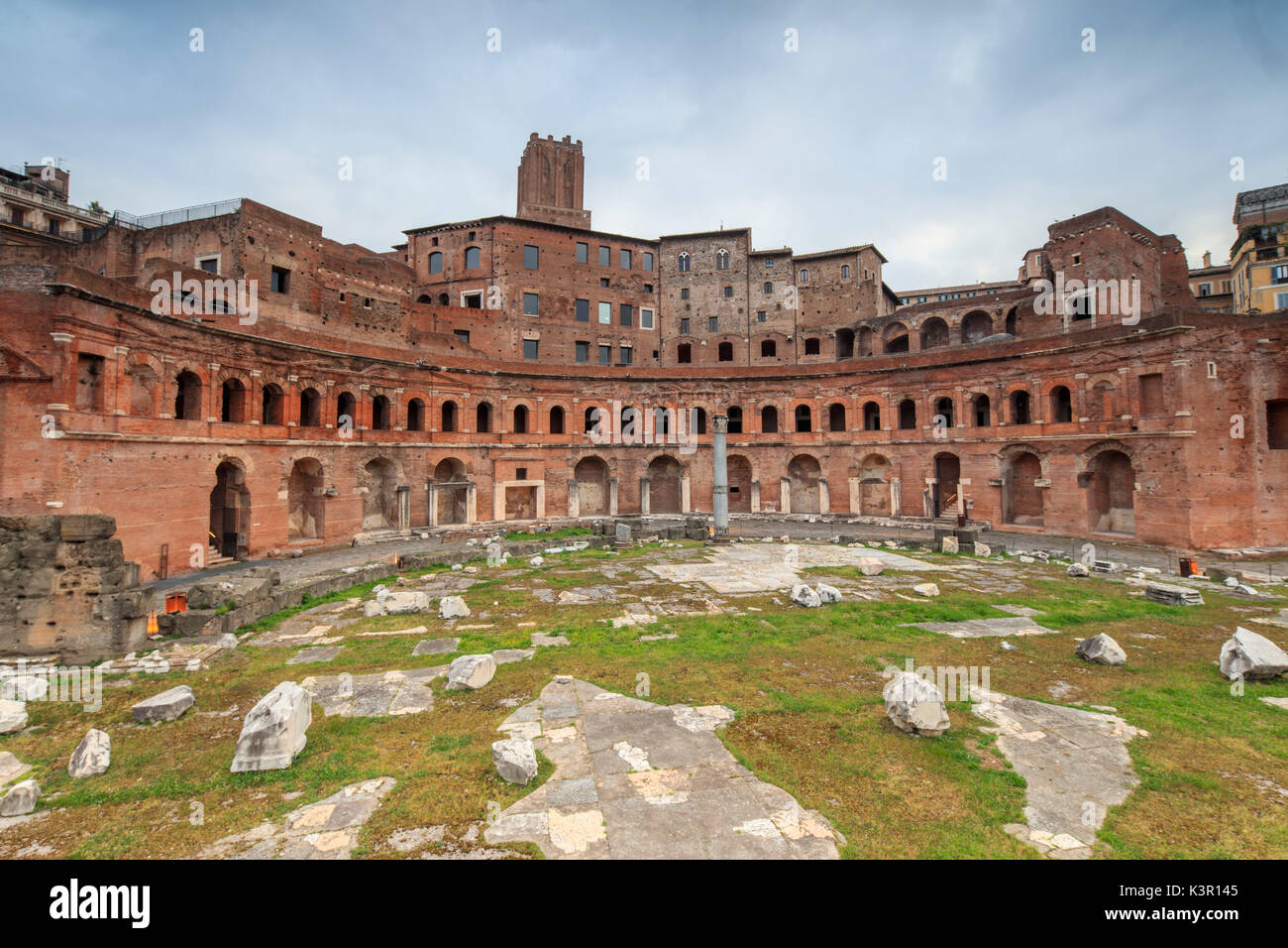 Lights and ancient architecture hi-res stock photography and images - Alamy