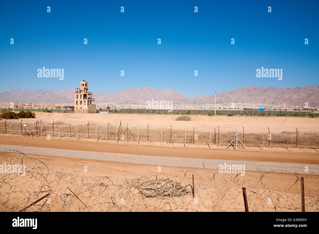 Jordan border hi-res stock photography and images - Alamy