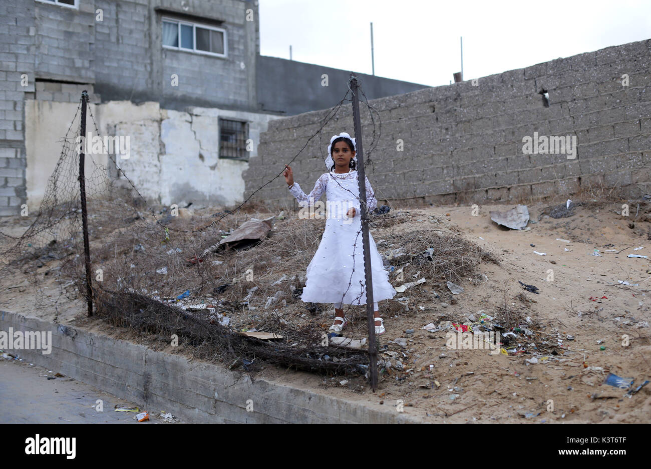 Gaza City, The Gaza Strip, Palestine. 2nd Sep, 2017. A Palestinian girl ...