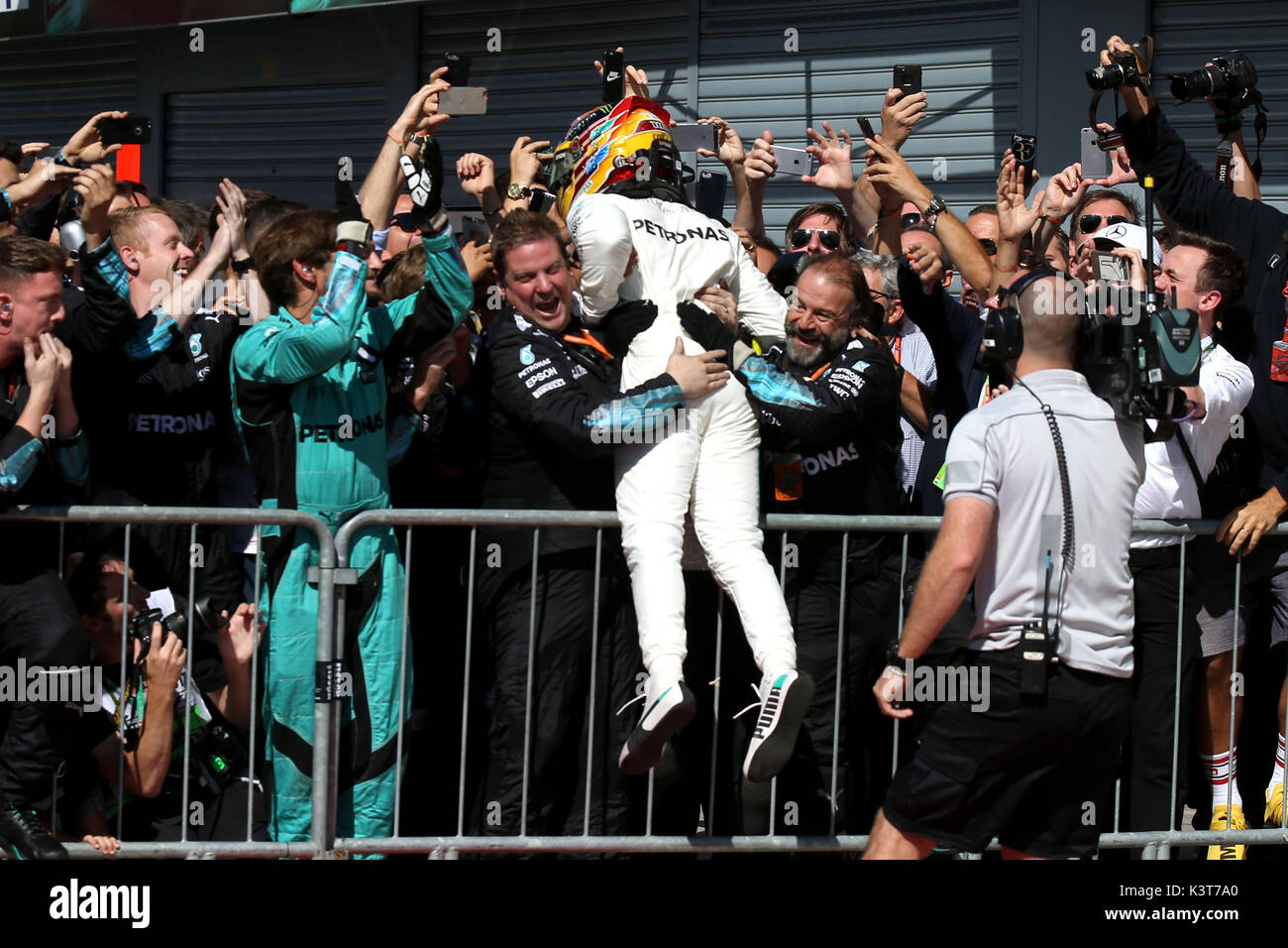 Monza, Italy. 3rd September, 2017. Lewis Hamilton (GBR, Mercedes ...