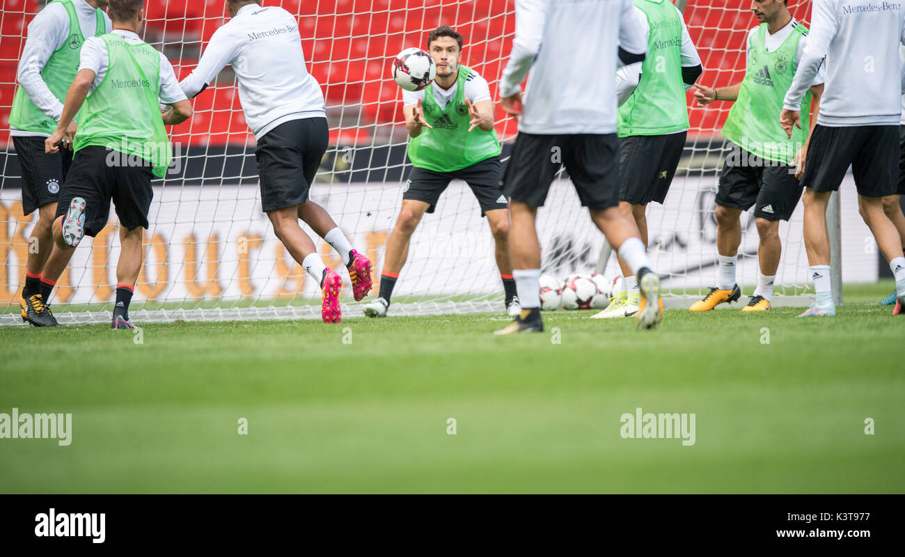 Stuttgart, Germany. 03rd Sep, 2017. Jonas Hector (M) catches a ball ...