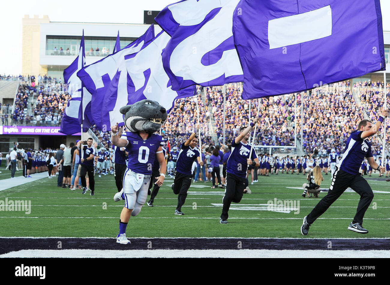 Manhattan, Kansas, USA. 02nd Sep, 2017. Kansas State Wildcats mascot ...