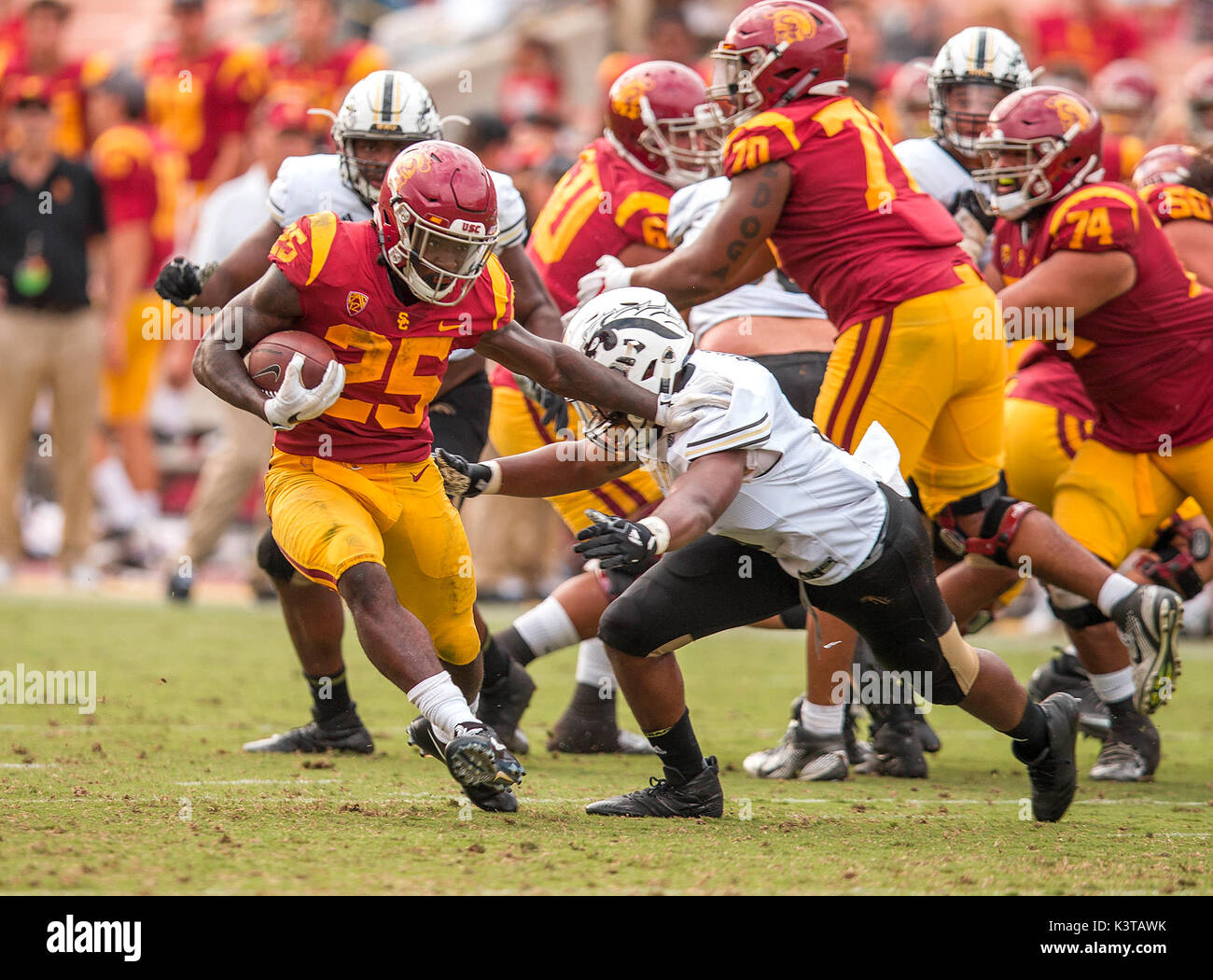 Los Angeles, CA, USA. 02nd Sep, 2017. USC running back (25) Ronald ...