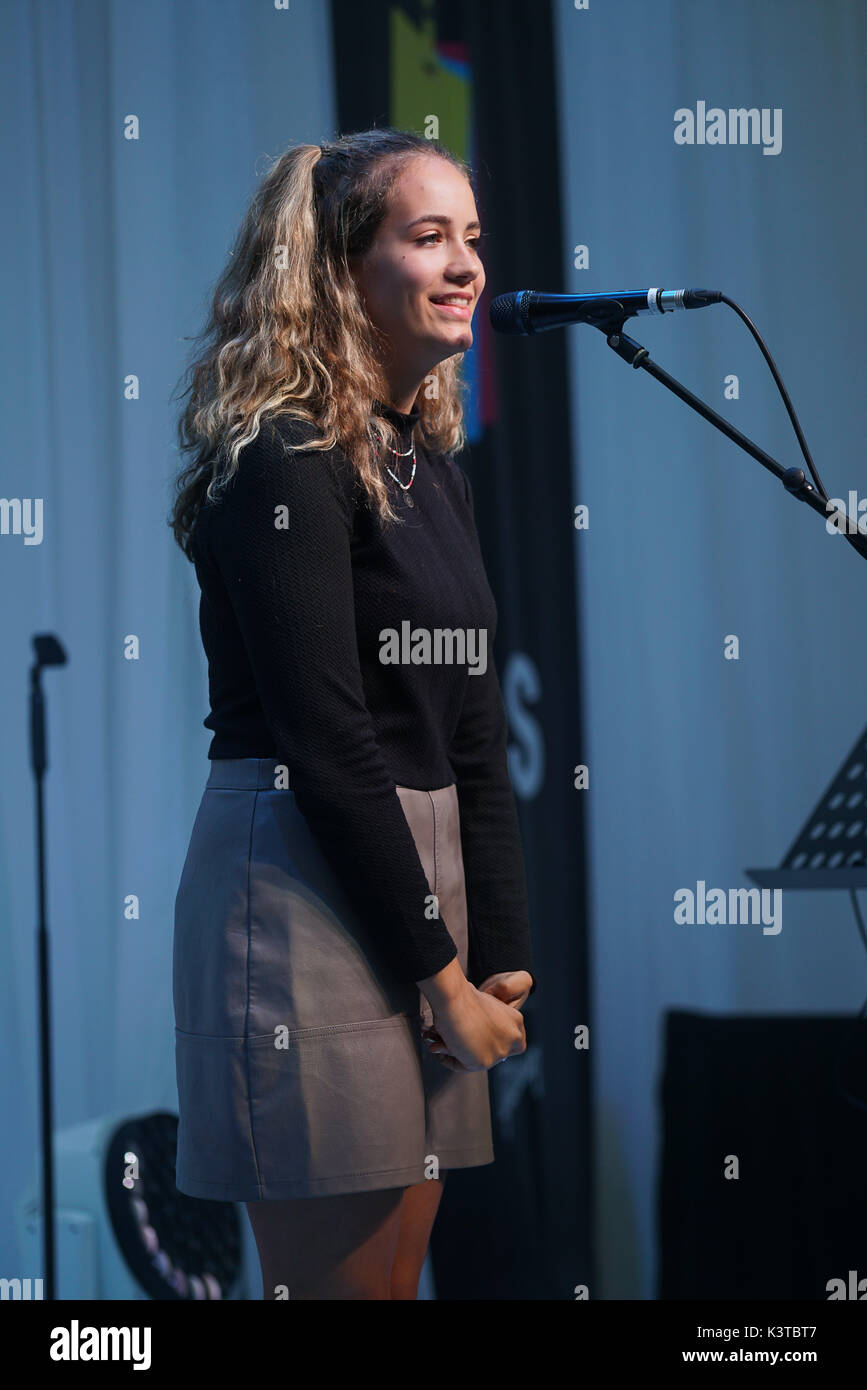 Maeve fitzpatrick hi-res stock photography and images - Alamy