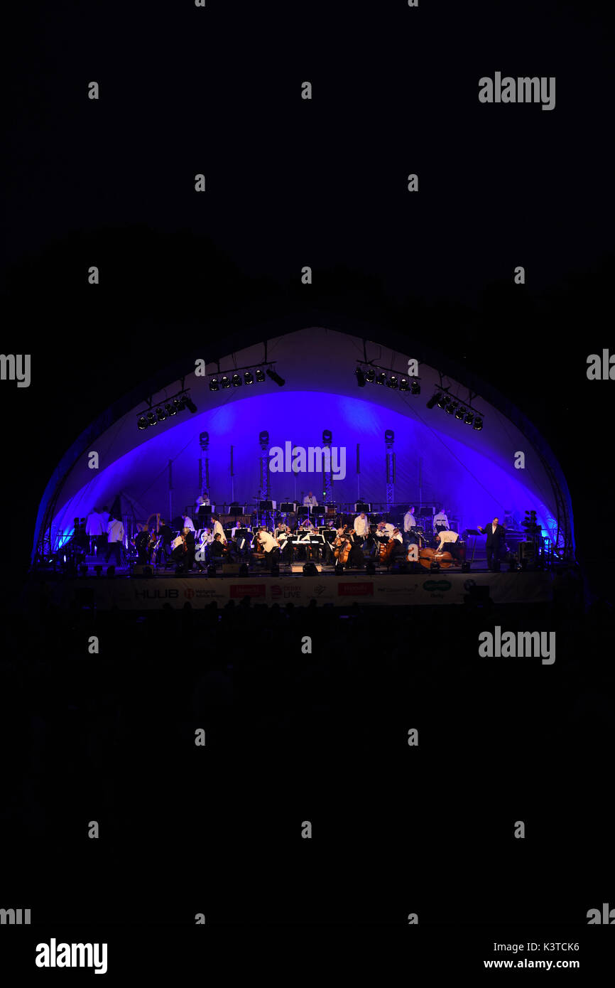 Derby, UK. 3rd Sep, 2017. The Hannells Darley Park Concert, Joe Clark ...