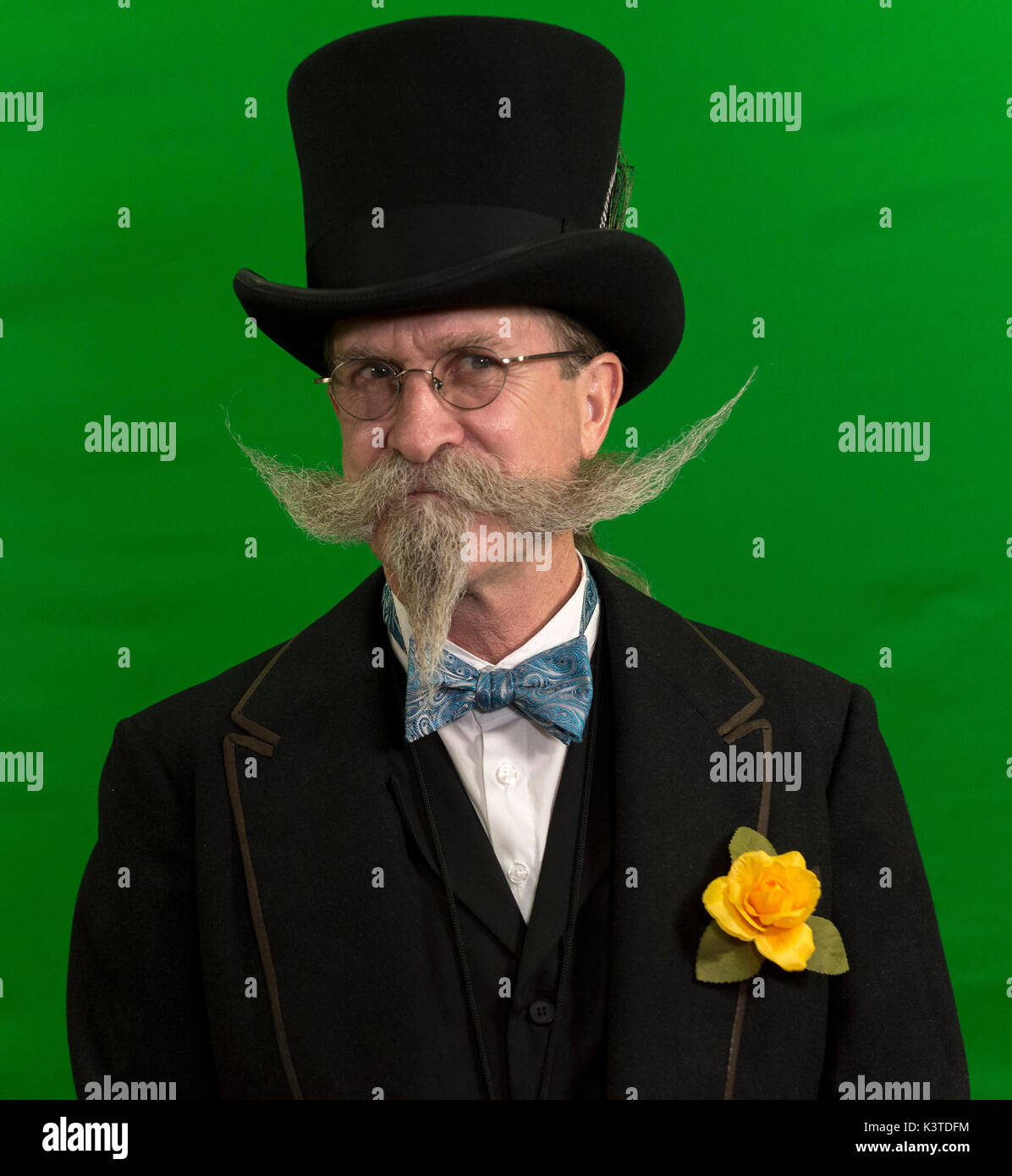 Videotaped hi-res stock photography and images - Alamy