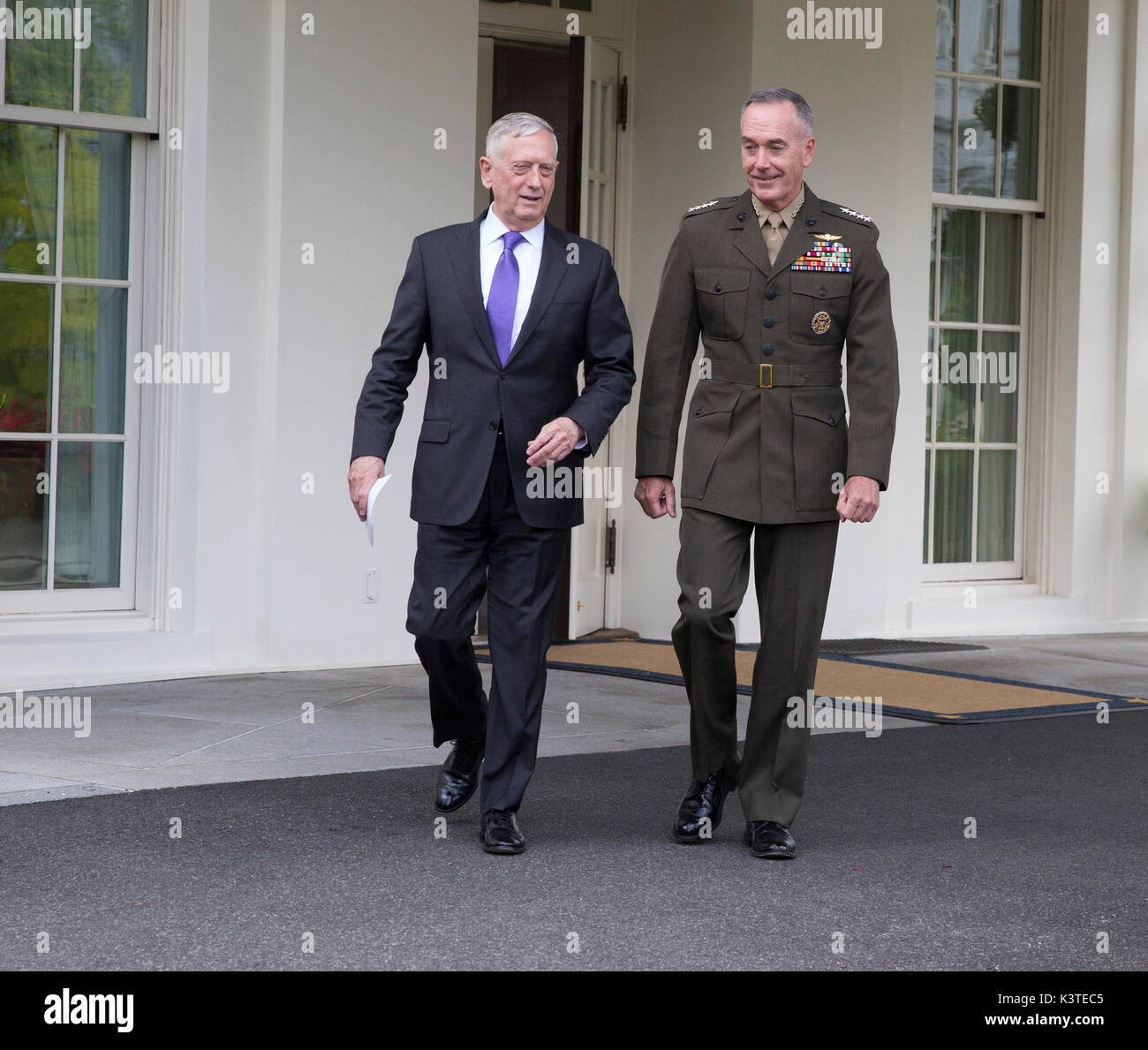 James mattis hi-res stock photography and images - Alamy