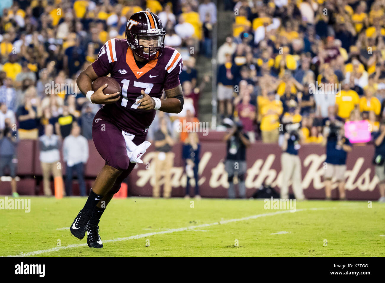 Landover, Maryland, USA. 03rd Sep, 2017. Virginia Tech Hokies ...