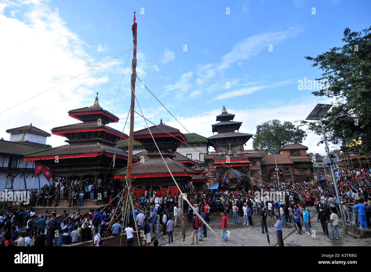 Kathmandu, Nepal. 03rd Sep, 2017. Nepalese devotees pulling rope to ...