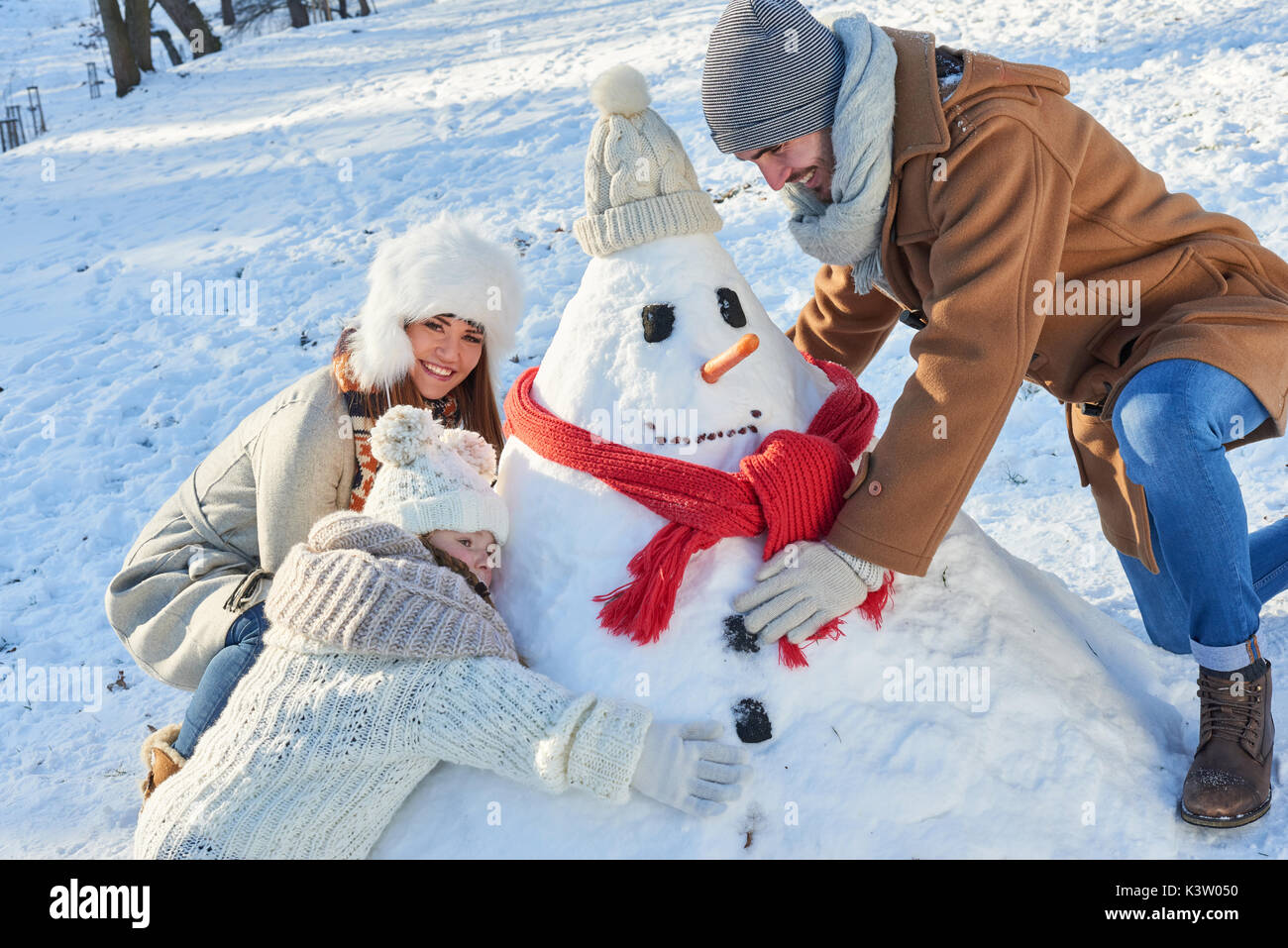 Snowman family hi-res stock photography and images - Alamy