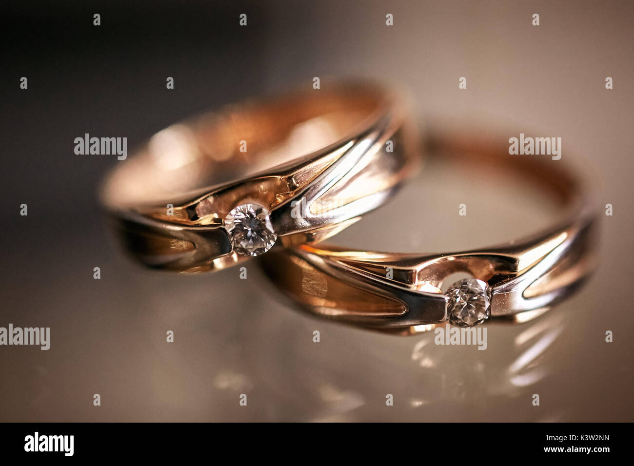 wedding rings close up Stock Photo - Alamy