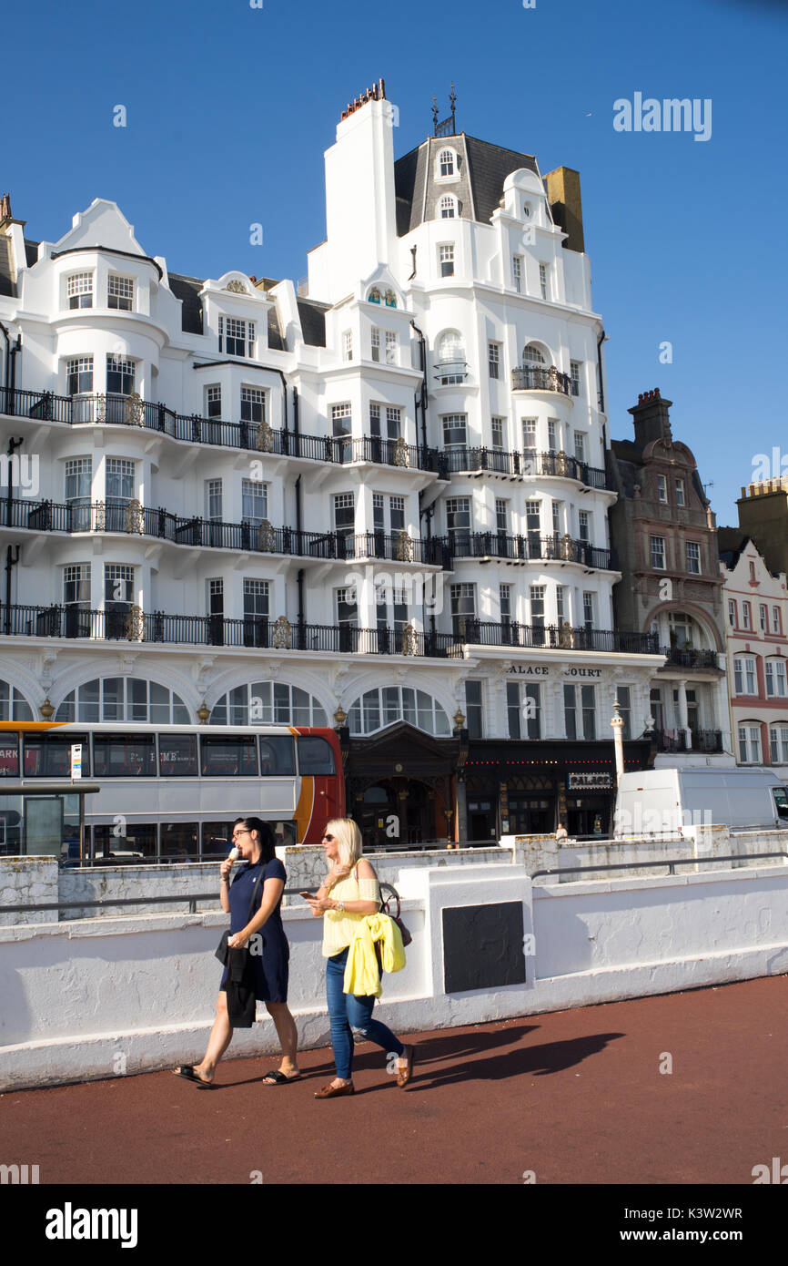Hastings seafront uk hi-res stock photography and images - Alamy