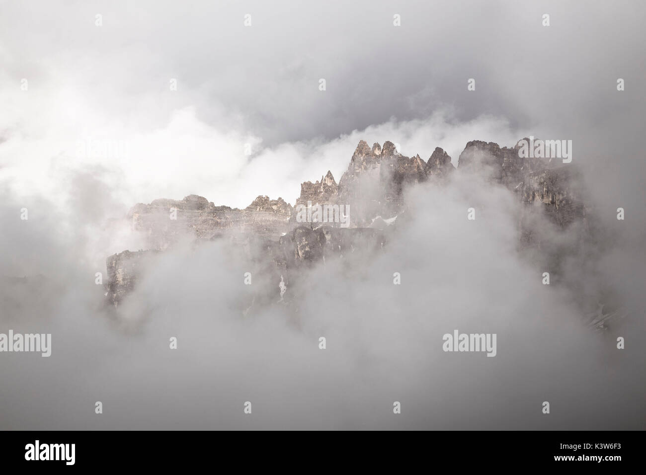 Croda da lago moutain hi-res stock photography and images - Alamy