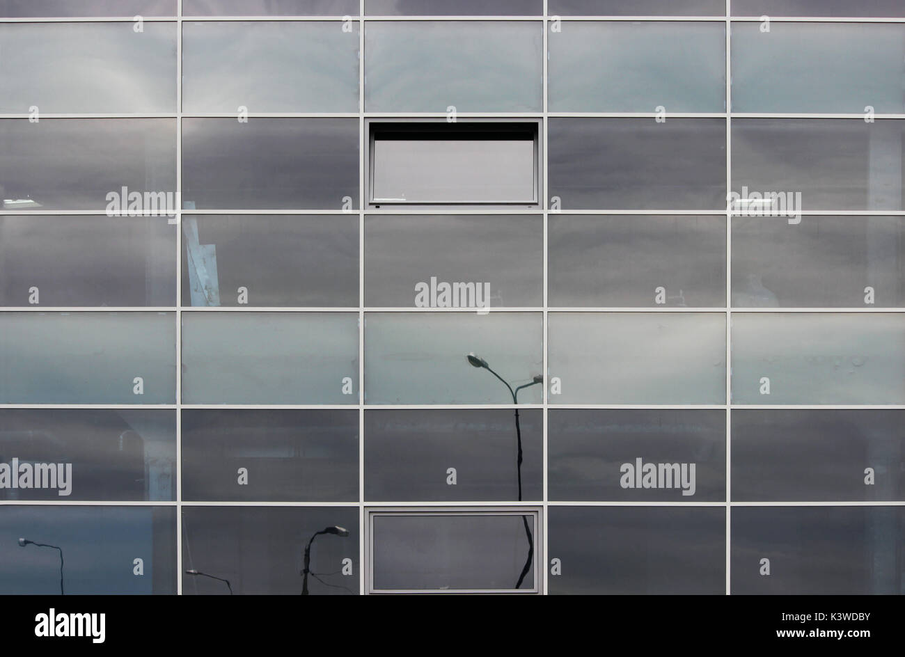 Many glass large windows hi-res stock photography and images - Alamy